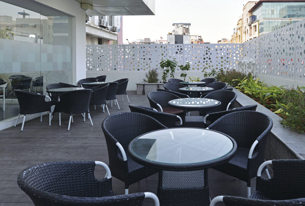 Syska house in Pune - The Tiles of India