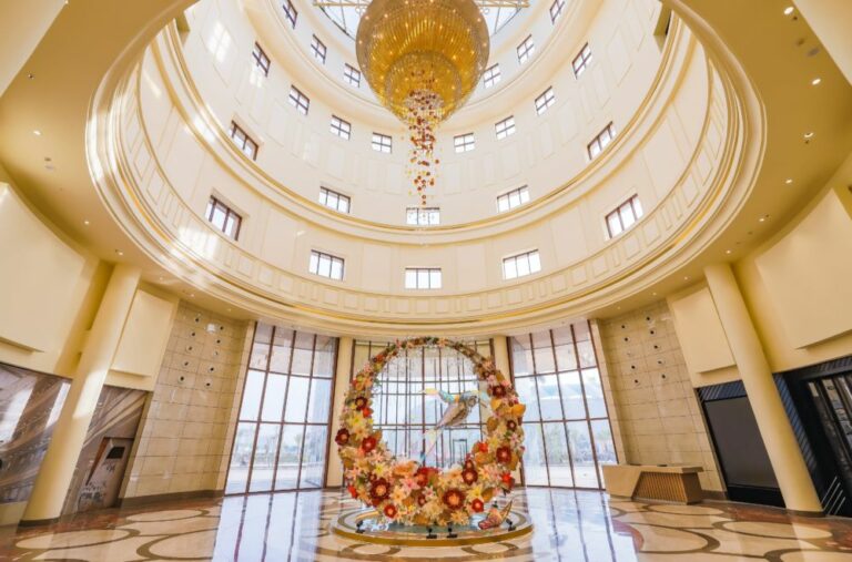 Phoenix Palassio is a new mall in Lucknow - The Tiles of India